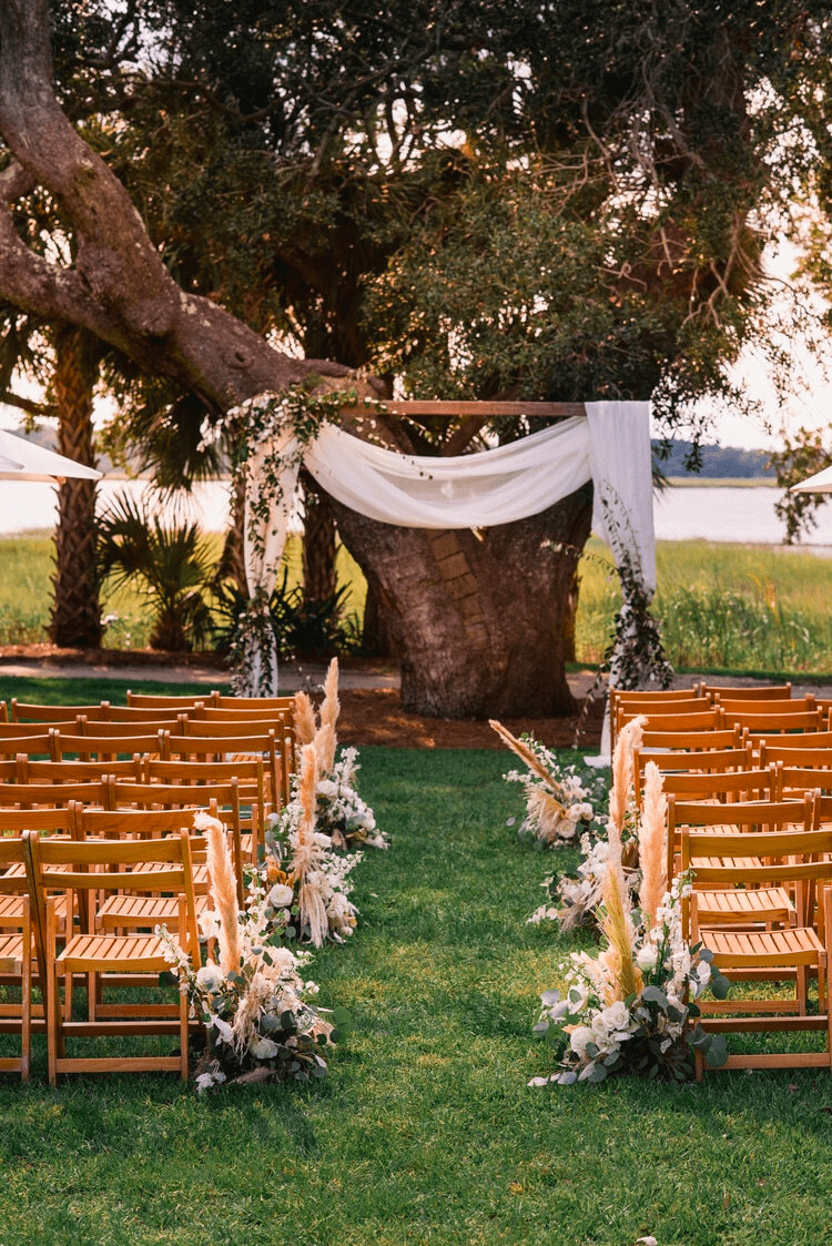 Luxury Outdoor Wedding Aisle Decoration Ideas