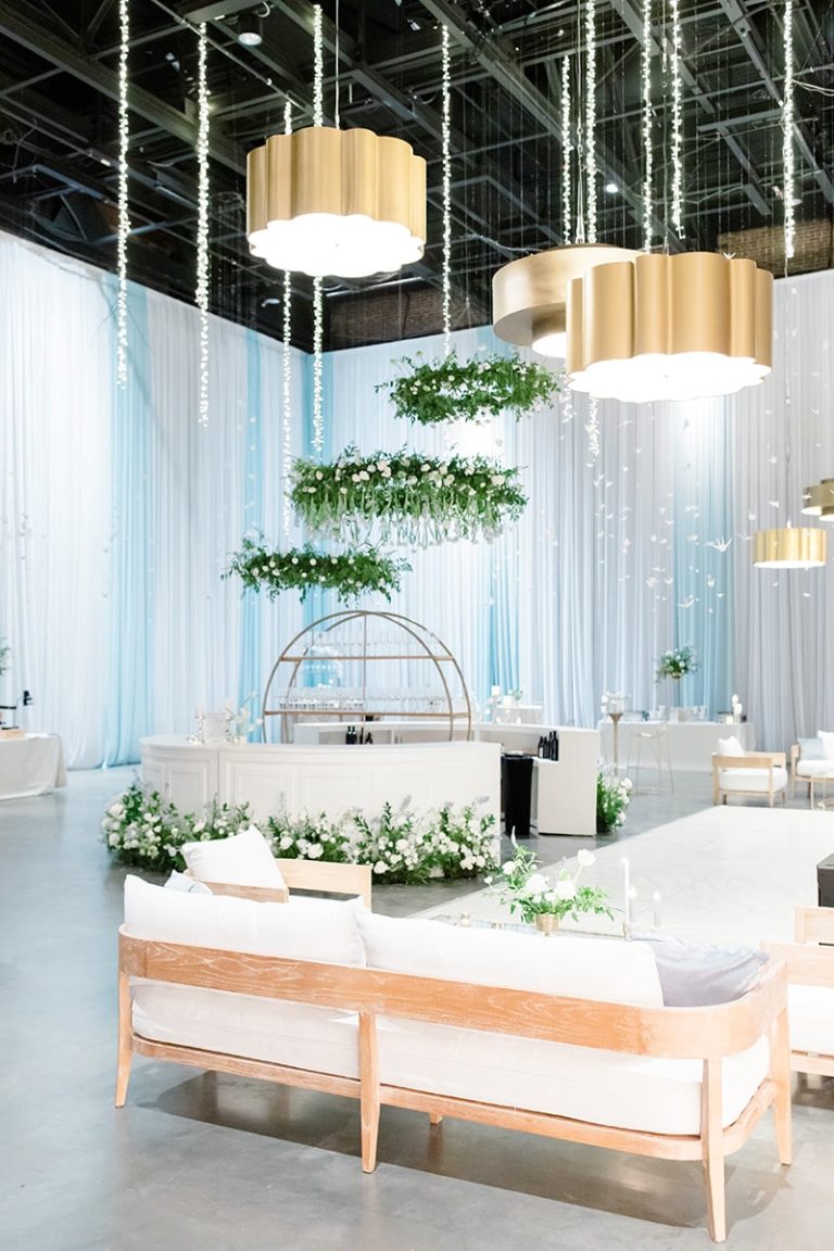 Fête en Blanc: Seaside Event Inspiration | Curated Events