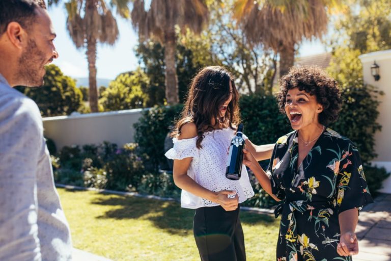Luxe Housewarming Party: Upscale Ideas & Planning Tips